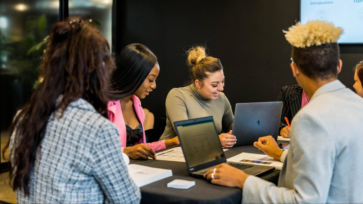 5 Tips for Better Change Management Communication (+ Free Resources)